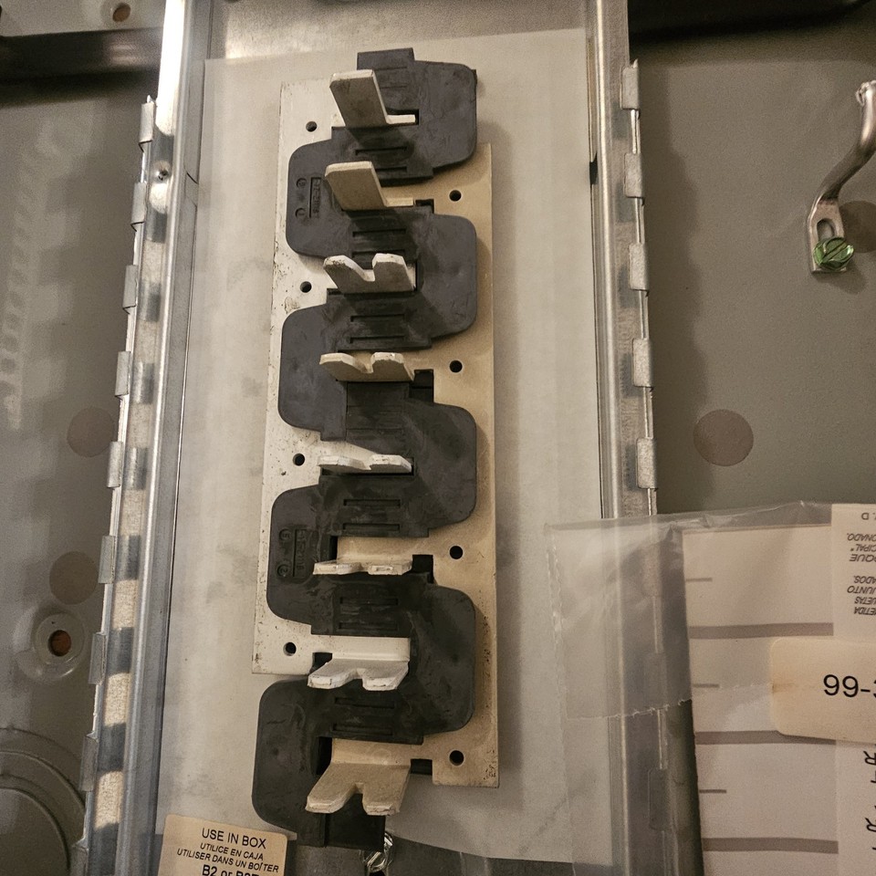 Cutler-Hammer BR1224N125R Convertible Load Center 125A 120/240V 1 Phase ...