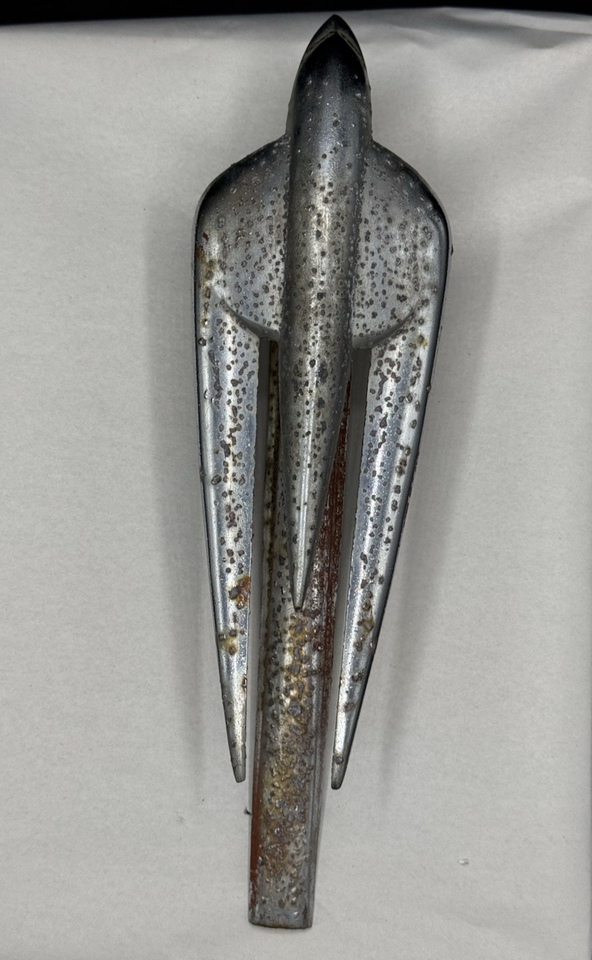1933 Oldsmobile Streamlined "Flying Bird" Hood Ornament with Base RARE ...