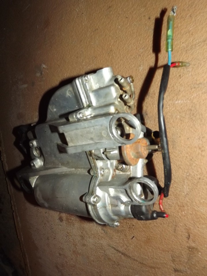 Yamaha 200 HP 4 Stroke Float Chamber Assembly VST Fuel Pump ASSY 68F ...