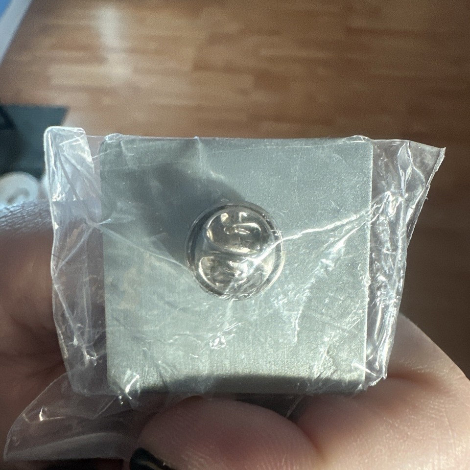 Amazon Employee Peccy Pin - - - Amazon Goes Gold | eBay