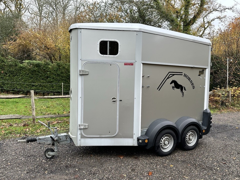 Ifor Williams HB403 Single Horse Box Trailer | eBay UK