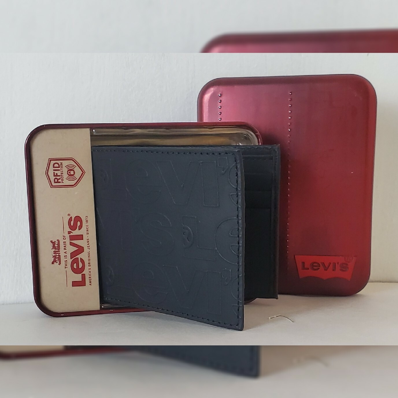 LEVI'S ORIGINAL GENUINE LEATHER BIFOLD WALLET MEN ALLOVER EMBOSSED 3D ...