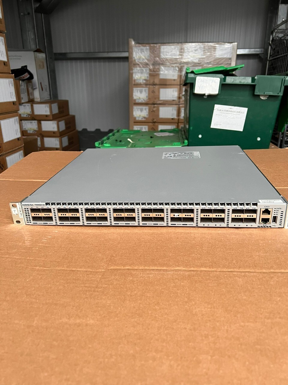 Arista DCS-7050QX-32-R 32-Port Rack Mountable Ethernet Switch for sale ...