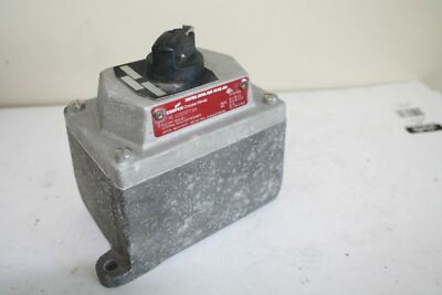 Boxes & Enclosures - Crouse Hinds Explosion Proof