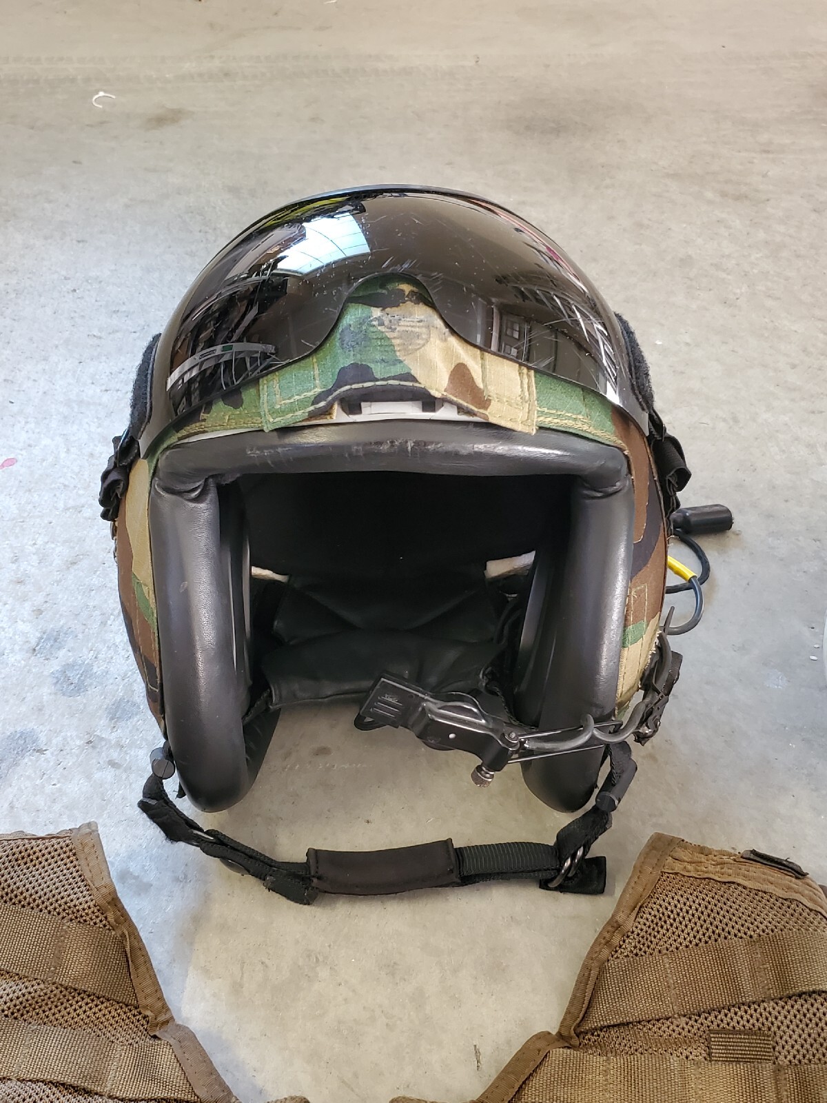 HGU-84 Flight Helmet Lot, Pilot Helmet, Rare CMU-33, Survival Vest, SRU ...