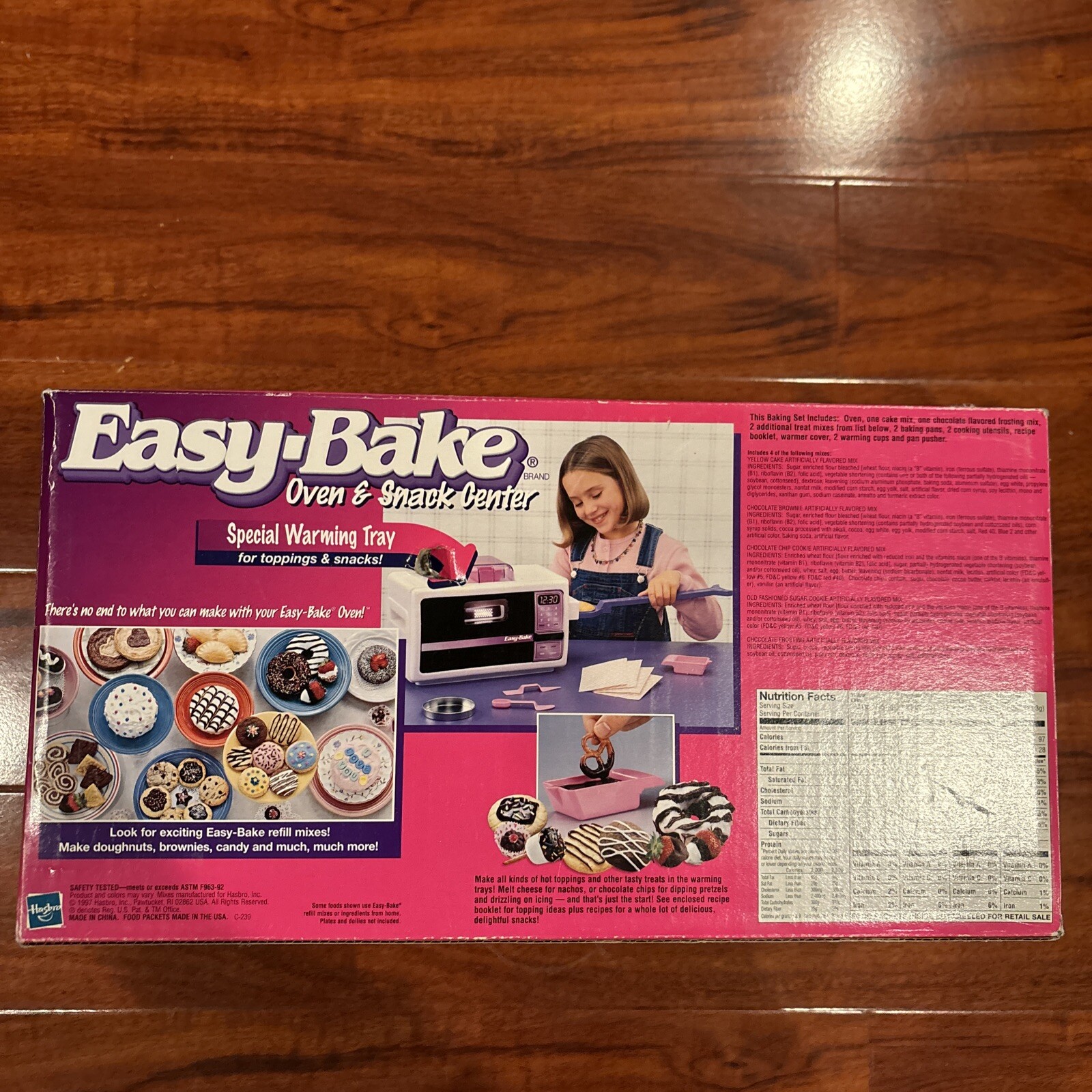Hasbro Easy Bake Oven & Snack Center 1997 35th Anniversary Edition ...