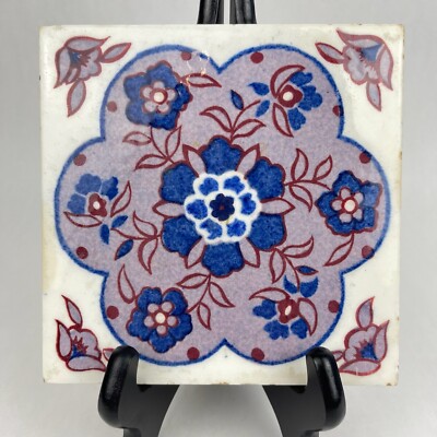 Tiles - Vintage Wheeling Cushion Tile