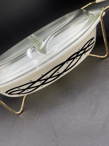 Vintage Mid Century Pyrex Barb Wire Divided Dish with Lid and Cradle 1 ...