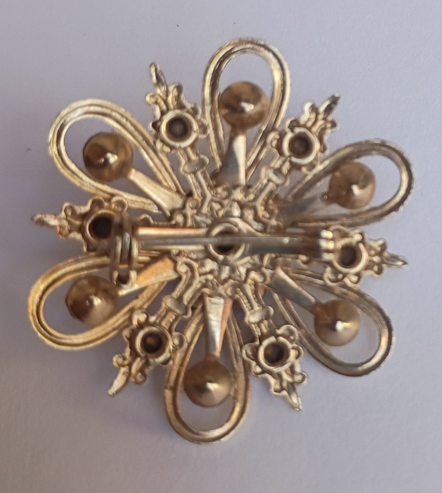 Vintage Blue and White Rhinestone Cluster Costume Brooch Pin for Lapel ...