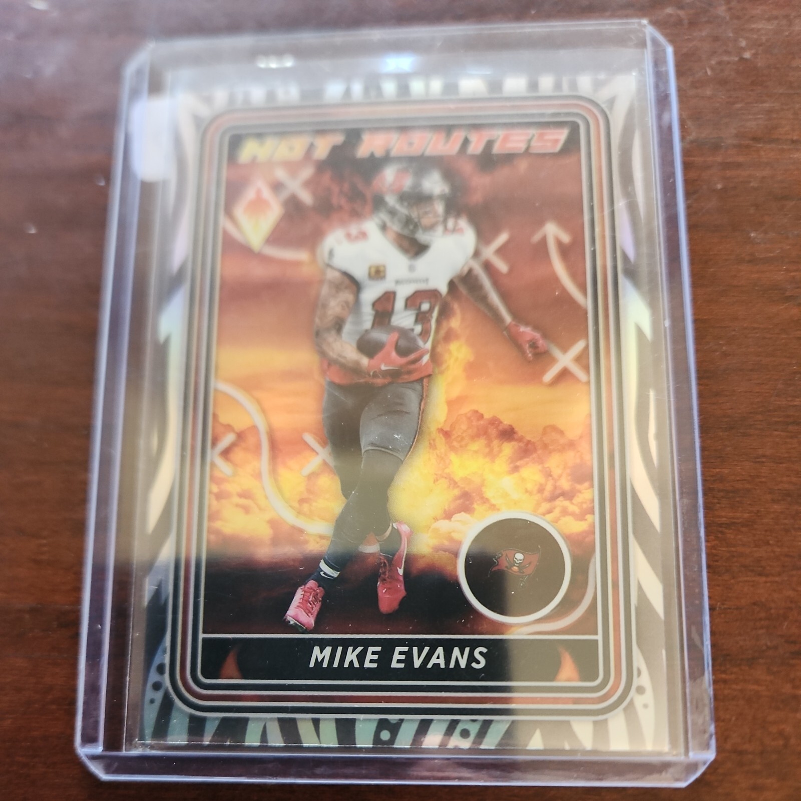 2023 Panini Phoenix - Hot Routes #HR-7 Mike Evans | eBay