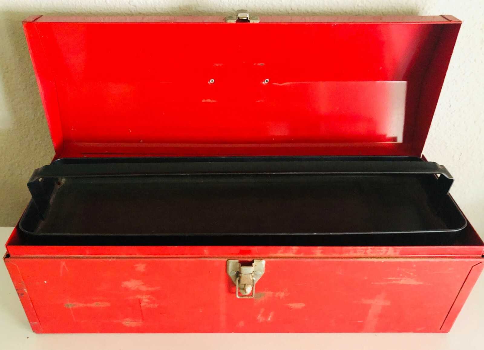 Vintage Red Metal Tool Box with removable tray in excellent condition ...