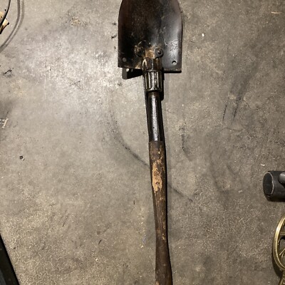 US Army 1966 Vietnam War AMES Intrenching Shovel w/Pick Threads Turn ...