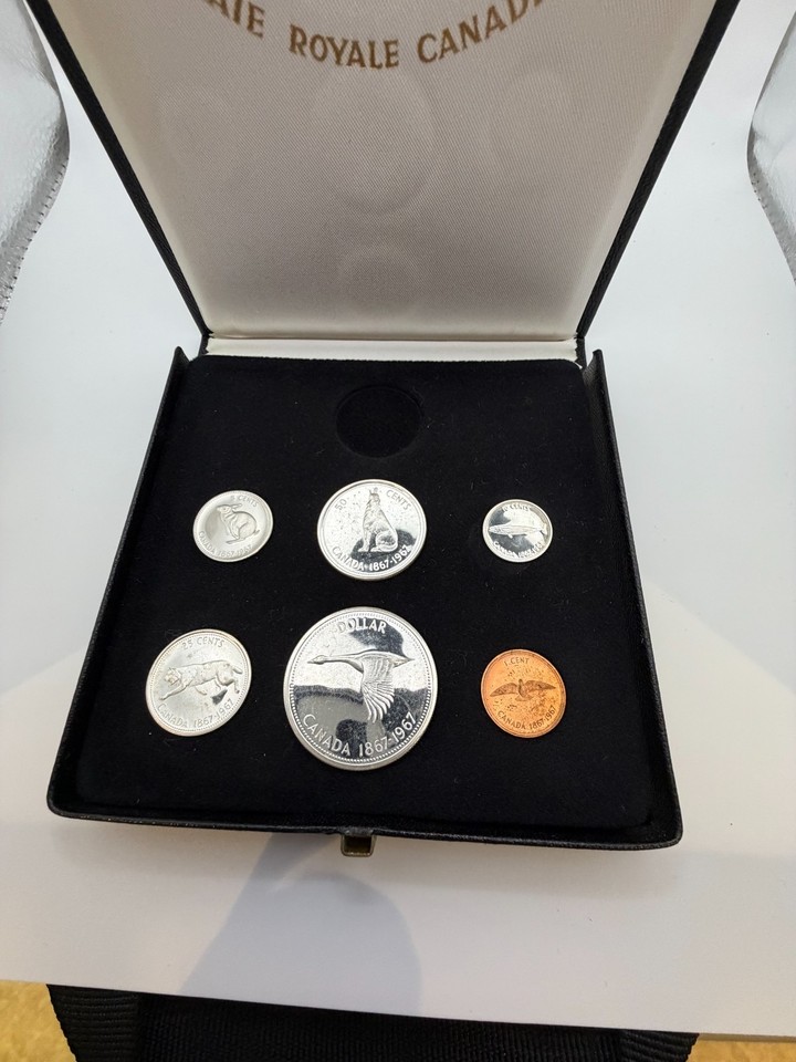 1967 COMMEMORATIVE SET IN ORIGINAL RCM CASE MINT CONDITION!!! | eBay