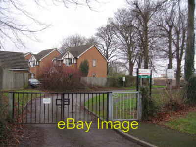Photo 6x4 Entrance to Maple Ridge School Basingstoke Entrance gates to ...