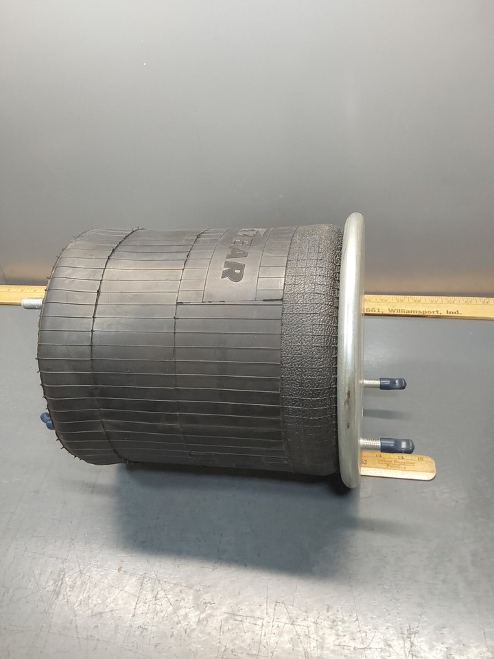 New Genuine Goodyear 1R14-106 Air Spring, Rolling Lobe. MCI 12-03-1029 ...