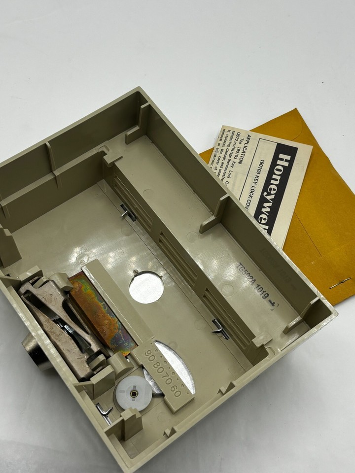 HONEYWELL 190103 C/D Key Lock Thermostat Cover with Integral ...