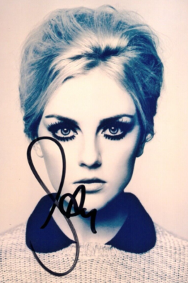 Perrie Edwards Signature Perrie Edwards Enters A New Era 16 Jul 2024