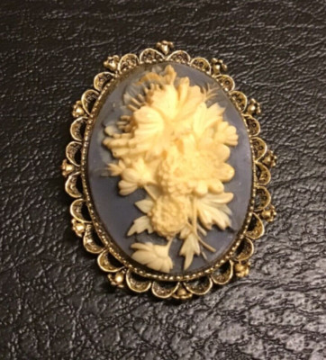Vintage Gerry’s Gold-Tone with Blue Floral Cameo Broach Pin Pendant | eBay