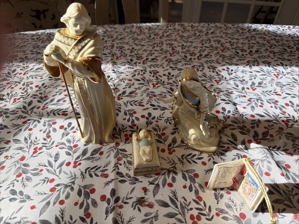 LENOX FIRST BLESSING NATIVITY THE HOLY FAMILY 4 PIECES. Excellent ...