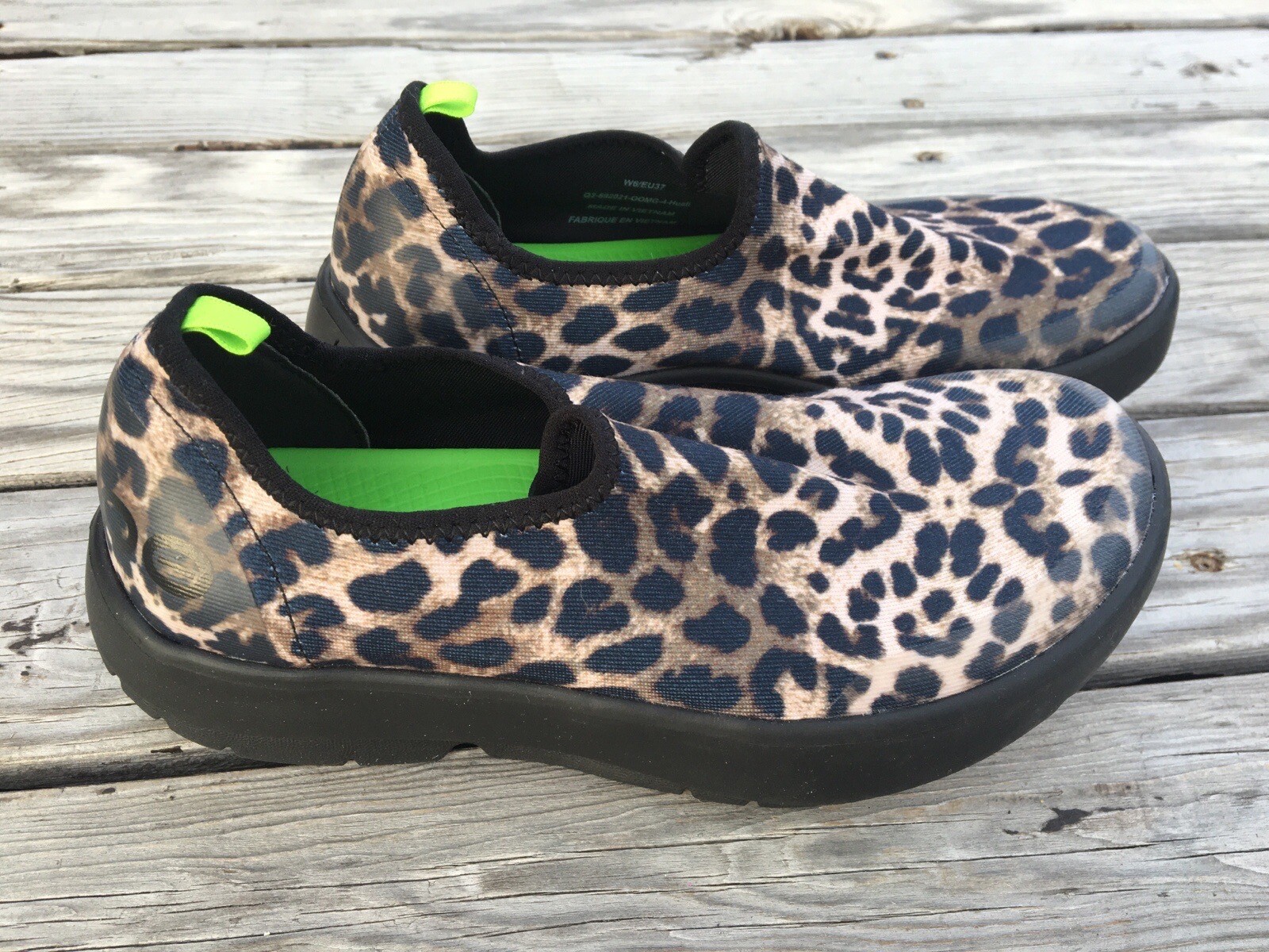 Oofos Oomg Eezee Cheetah Print Recovery Slip On Shoes… - Gem