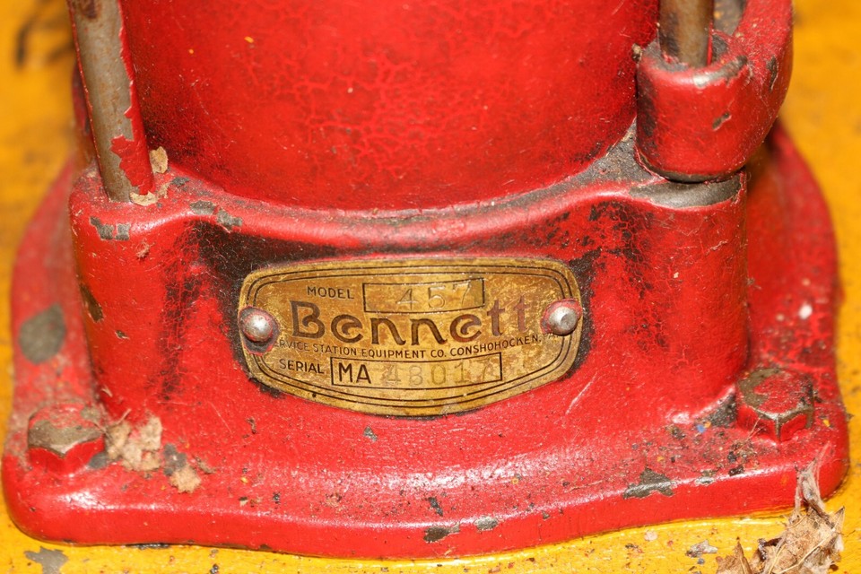 Vintage Bennett Model 457 Silver Shell Motor Oil Pump Lubester W ...