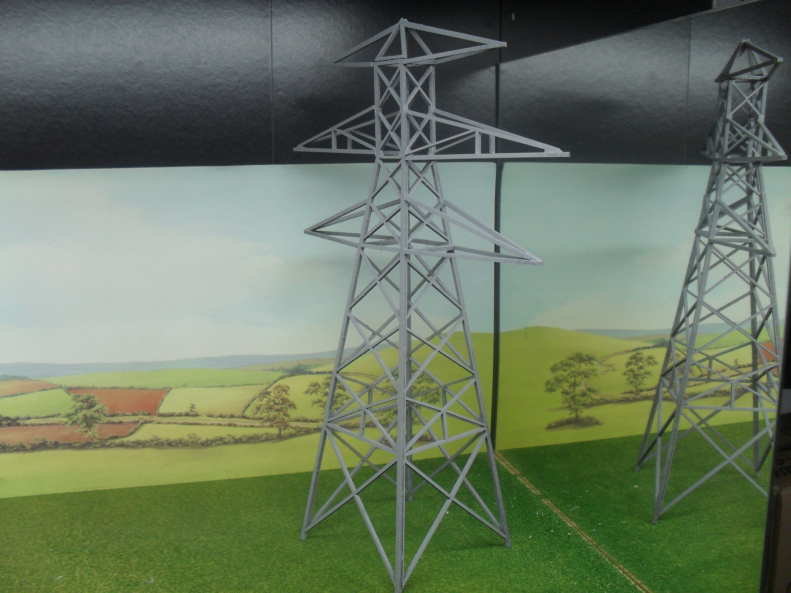 RHUDDLAN MODELS OO GAUGE LASER CUT KIT 30CM PYLON SUIT HORNBY | eBay UK