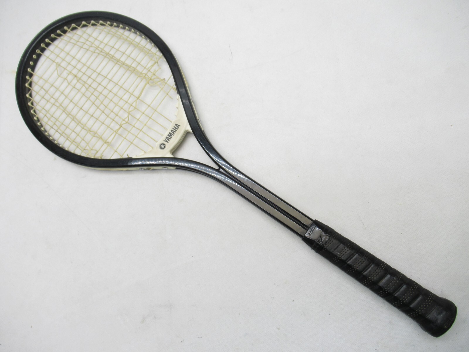 VINTAGE YAMAHA "YFG30" FIBERGLASS TENNIS RACQUET (4 1/2) LONG TERM ...