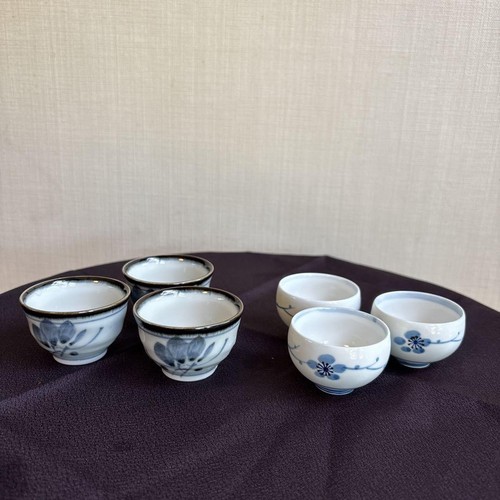 Japanese Sake Cups Set of 6, Ceramic, White with Black & Blue Flower ...