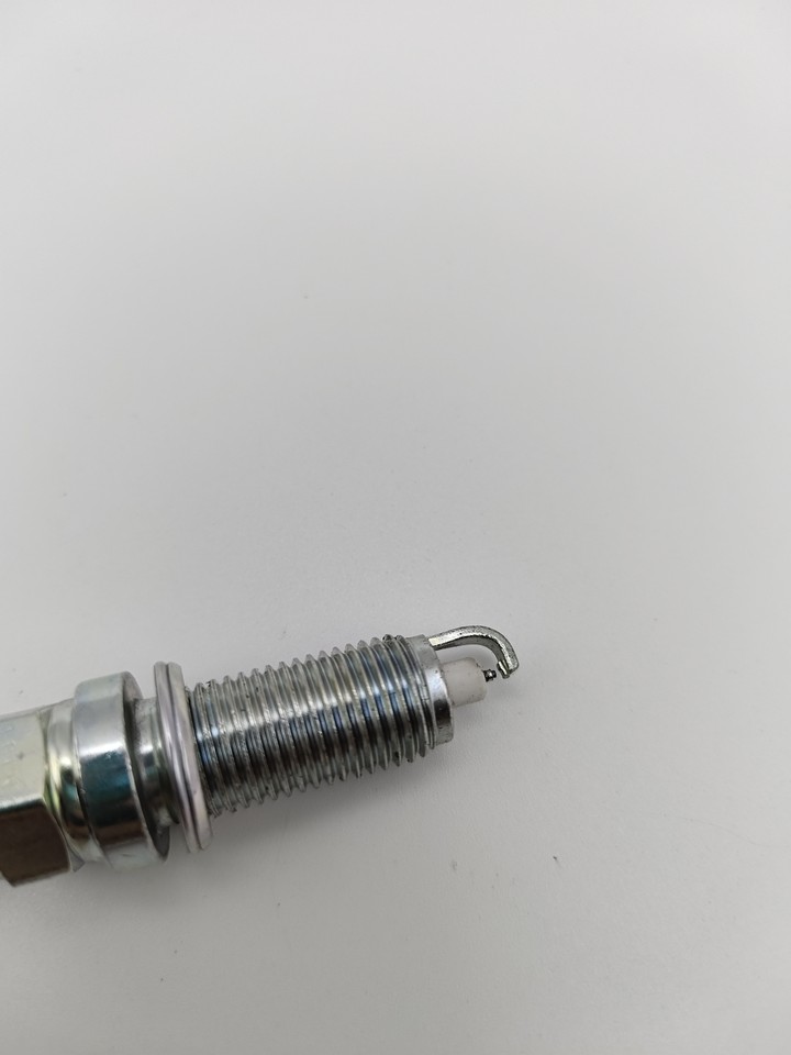 4 PCS For Subaru Spark Plugs Forester Legacy Outback Impreza 22401AA781 ...