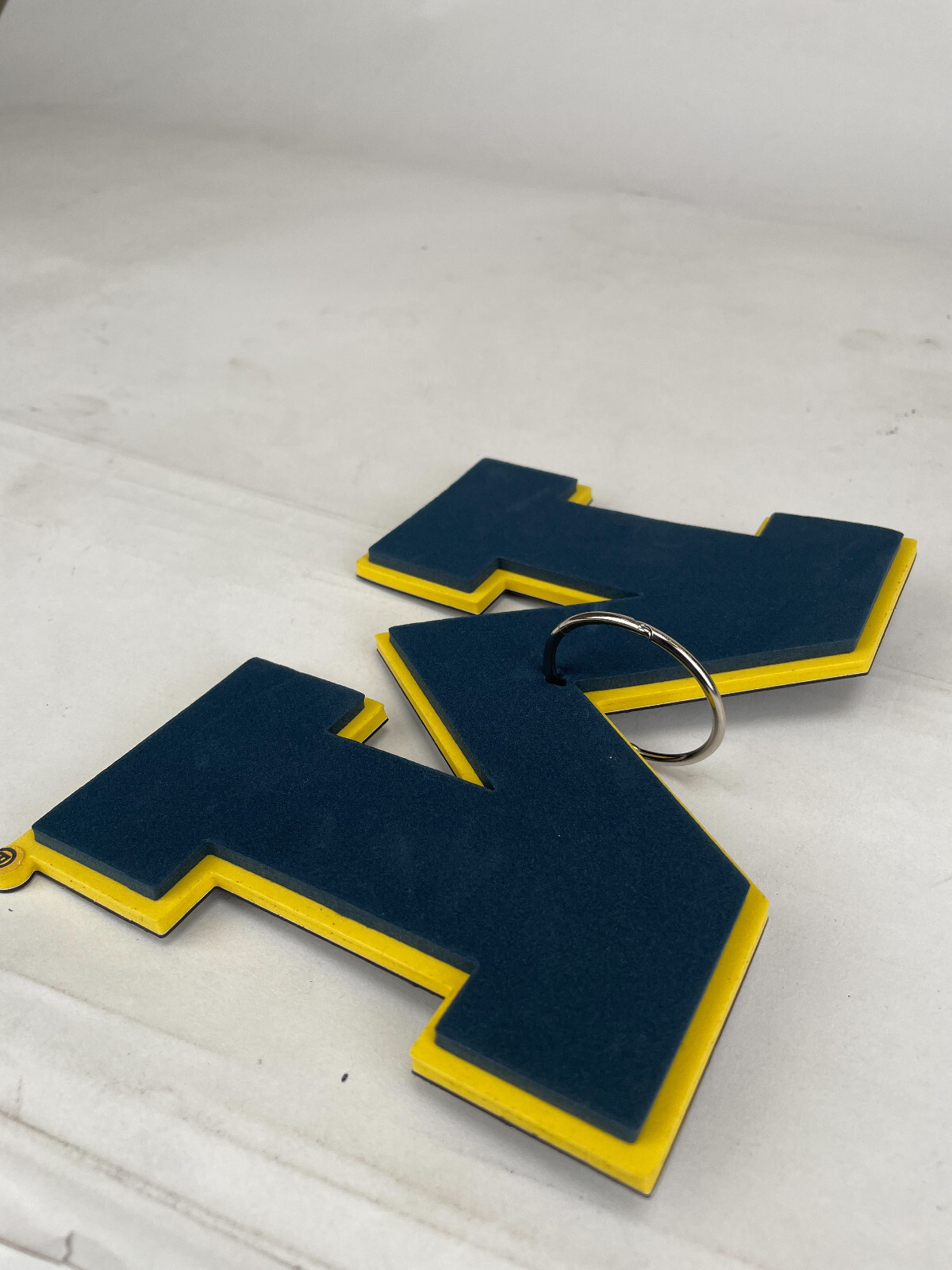 New U of Michigan Wolverines Jumbo Navy Big Fan Chain Necklace Foam MI ...