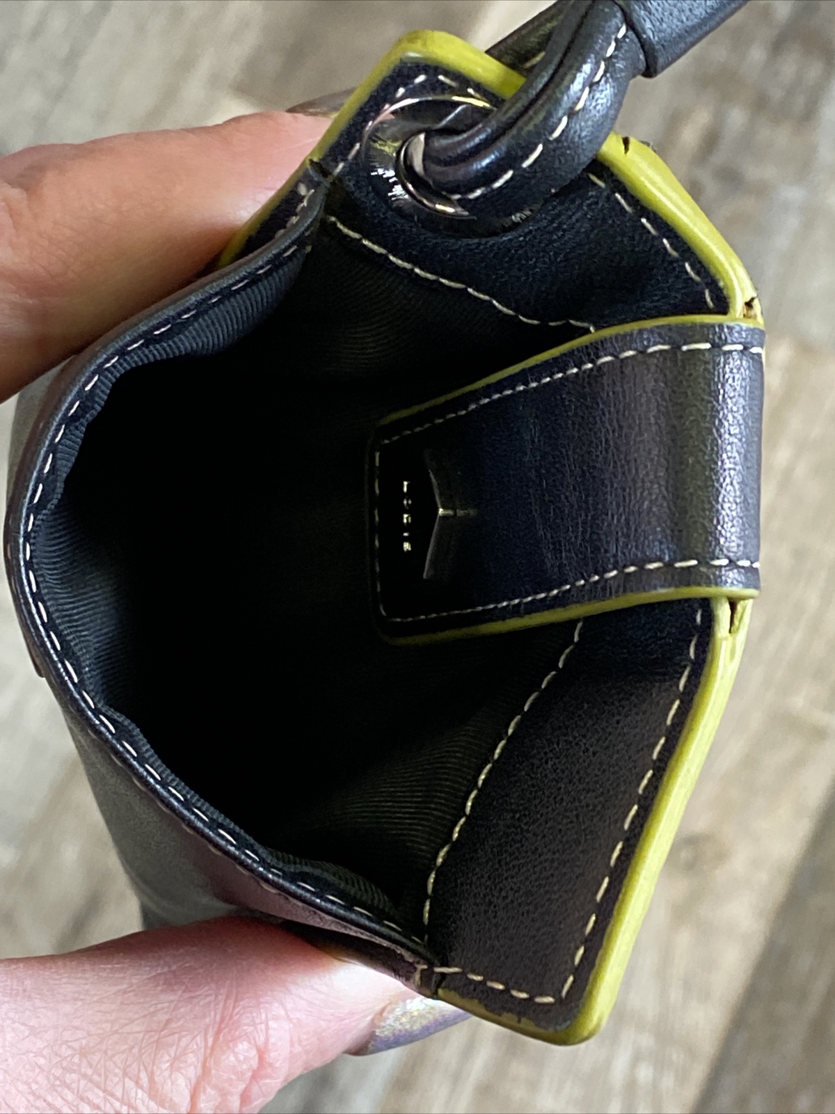 LODIS Black Leather ID Card Holder Mini Wallet Zip Po… - Gem