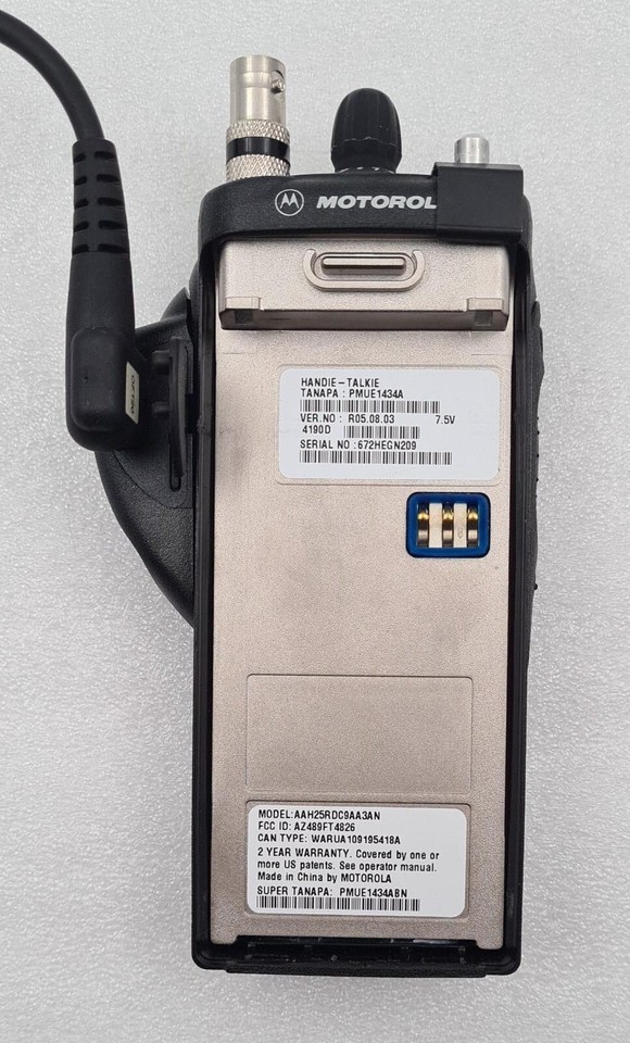 MOTOROLA HT750 HANDIE-TALKIE AAH25RDC9AA3AN TANAPA PMUE1434A 7.5V for ...