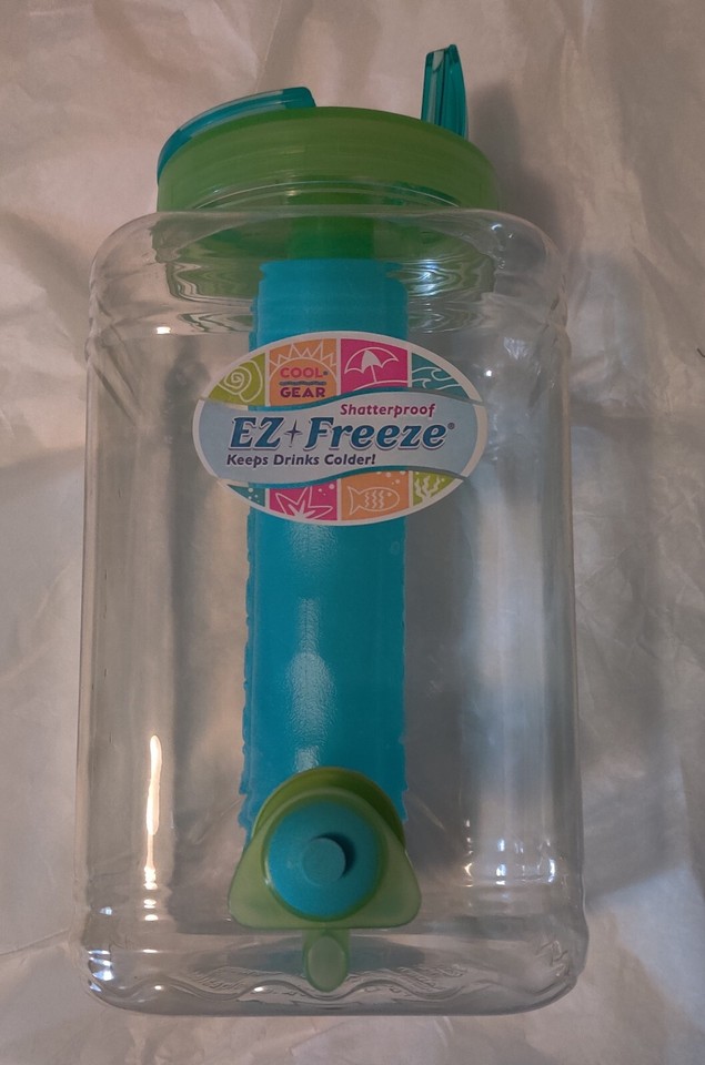 EZ+FREEZE COOL GEAR LARGE WATER BOTTLE WITH FREEZER STICK Appx 64 oz | eBay