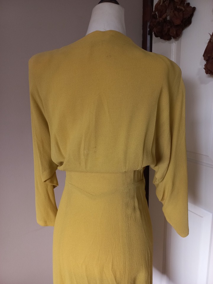 Vintage 1940s Rare True Chartreuse Padded Shoulders Wrap Bombshell ...