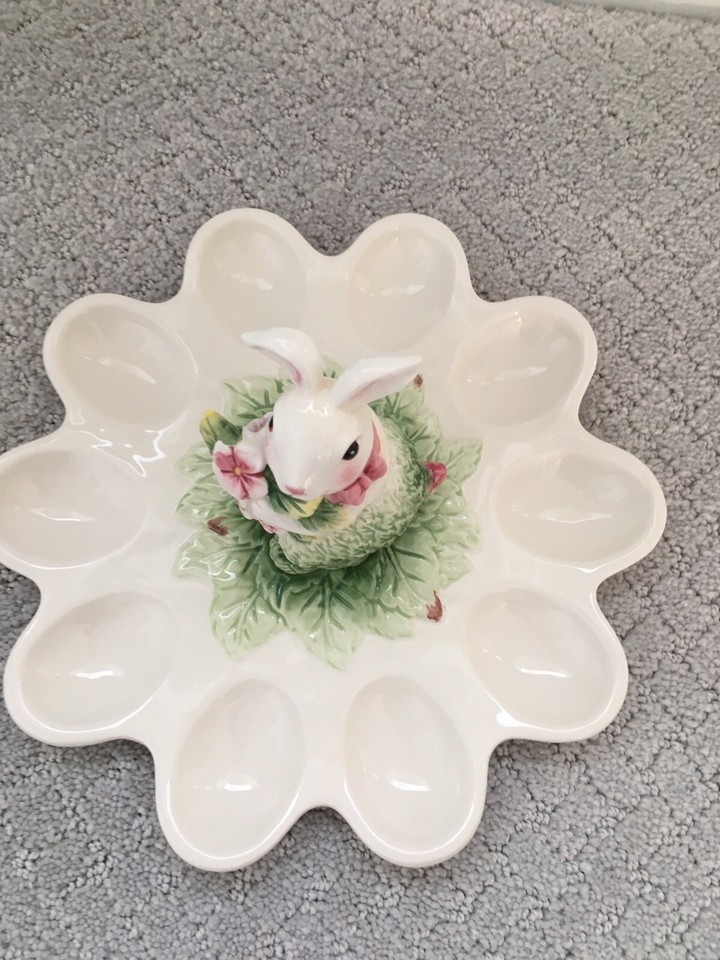 Easter Bunny Corner Ruby Spring Collection Ceramic Deviled Egg Plate ...