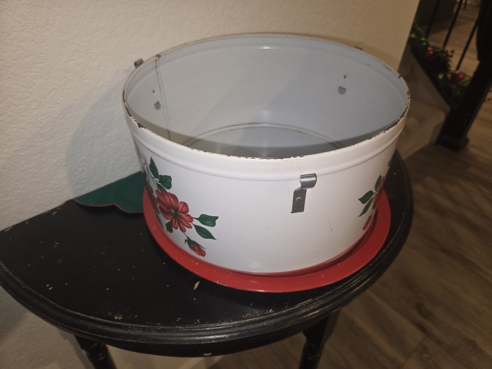 Vtg 1950s Metal Cake Saver Red Lid Flowers Retro Kitchen Decor Shows ...