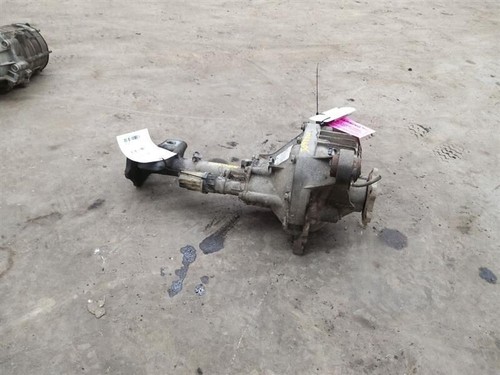 2000-2006 Chevrolet Suburban 1500 Front Axle Differential Carrier 3.73 ...