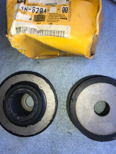 CAT MOUNT Pt# 4N-8204 CATERPILLAR ++-------------------------- OEM NOS ...