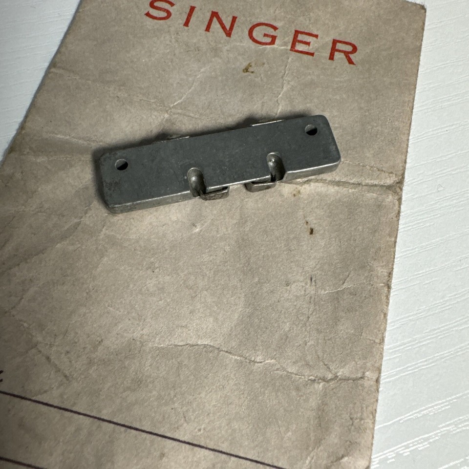 Singer 221 Featherweight Position Plate for Throat Needle Plate Simanco ...