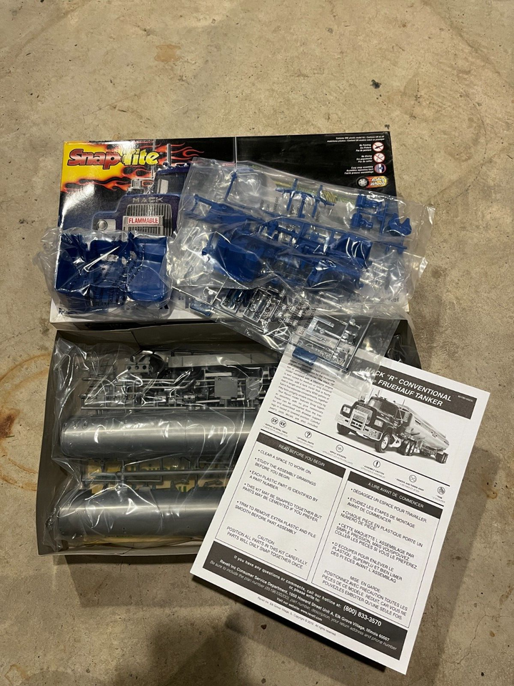 Monogram 1/32 SnapTite Mack "R" Conventional & Fruehauf Tanker Brand ...