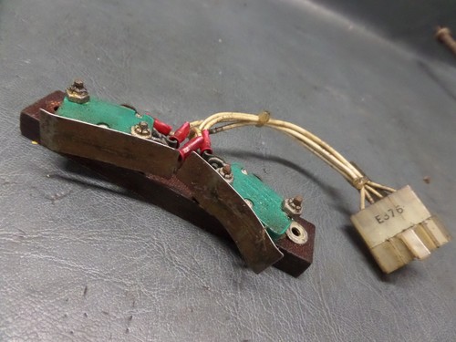 PIPER PA-23-250 AZTEC AIRCRAFT FUEL LEVEL SENDER GAUGE SELECTOR MICRO ...