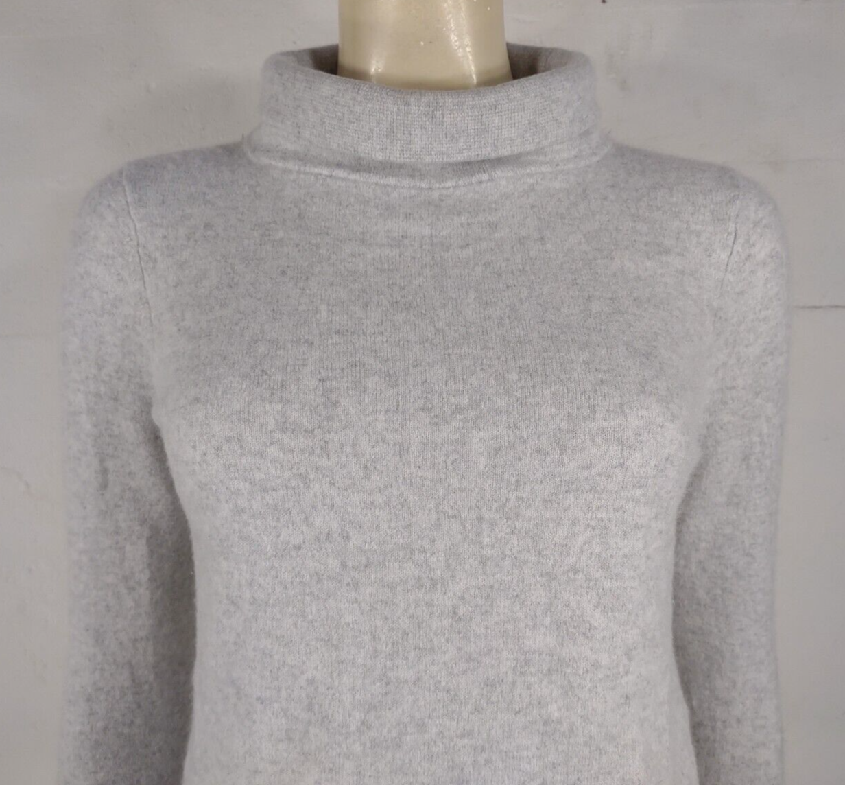 Talbots light gray 100% Cashmere rolled neck pullover sweater ladies Medium | eBay