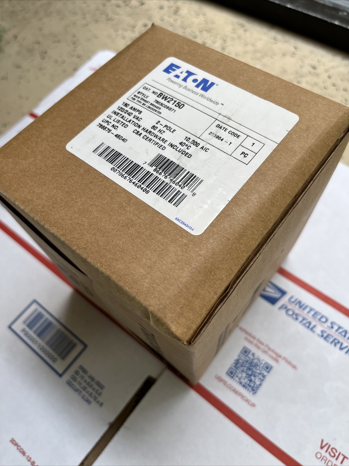 Eaton BW2150 150A Main Circuit Breaker Plug-On Mount Type Main Breaker ...