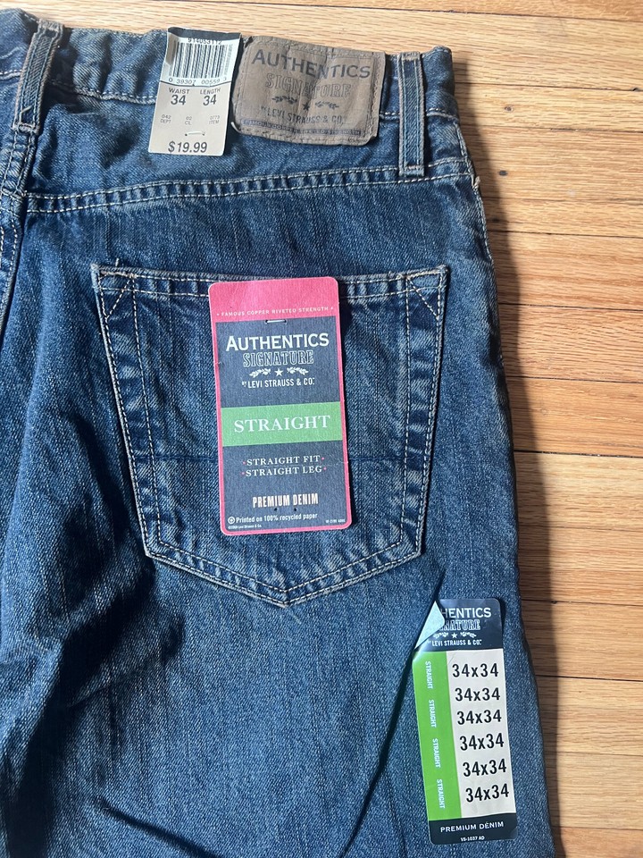 NEW! Levi's Authentics Signature Classic Fit Straight Leg Jeans Men's ...