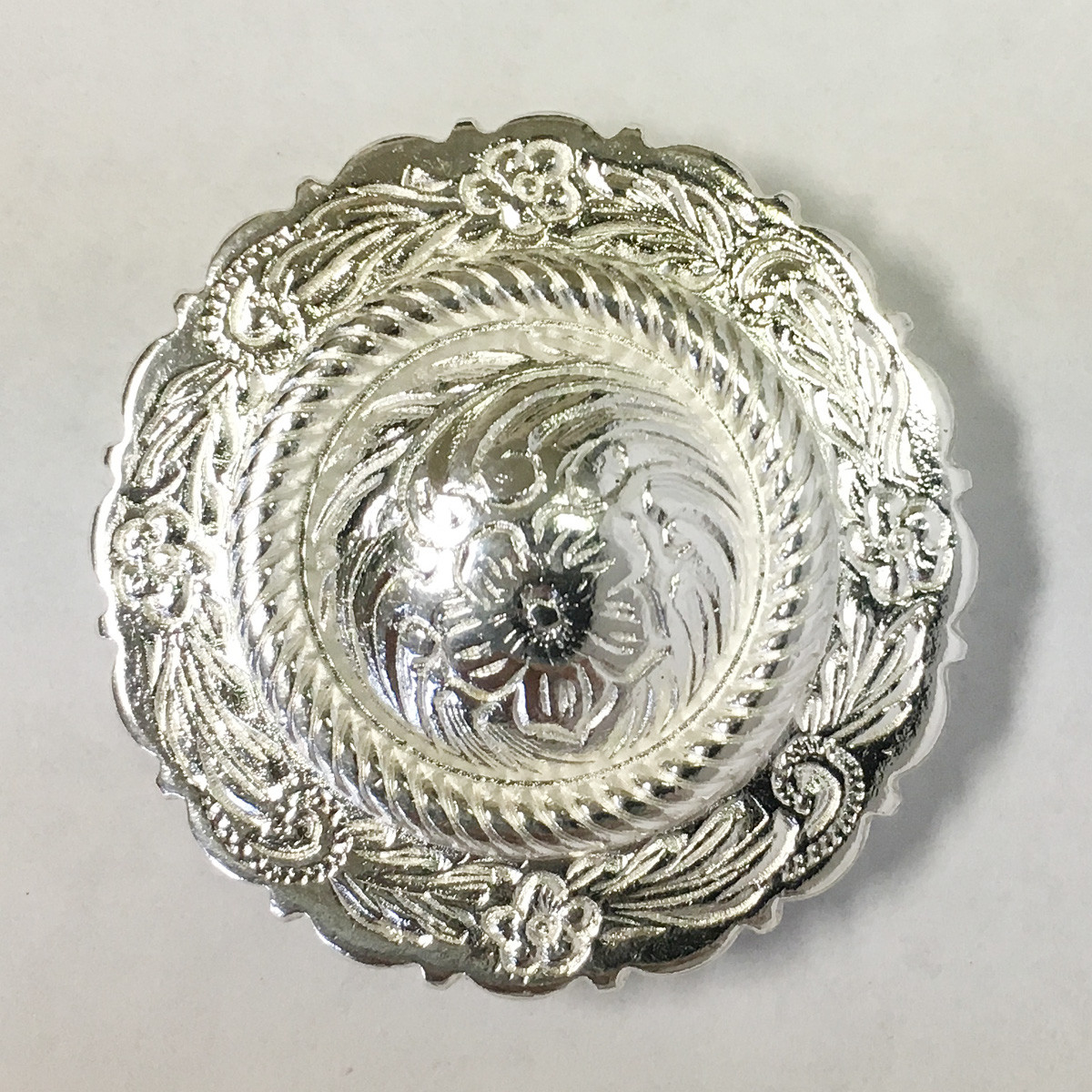 WESTERN HORSE SADDLE TACK BRIGHT SILVER ENGRAVED ROPE EDGE CONCHOS 1-1/ ...