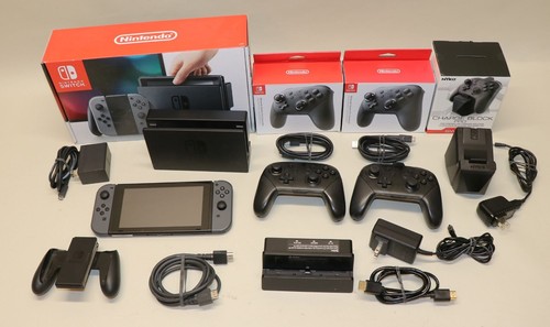 Nintendo Switch Console with 2 Pro Controllers Nyko Charge Block ...