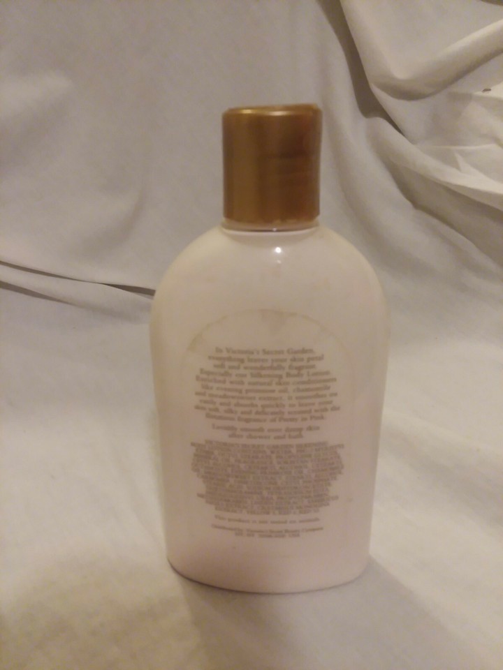 Victorias Secret Garden PRETTY IN PINK~ SILKENING BODY LOTION~ Used 1/2 ...