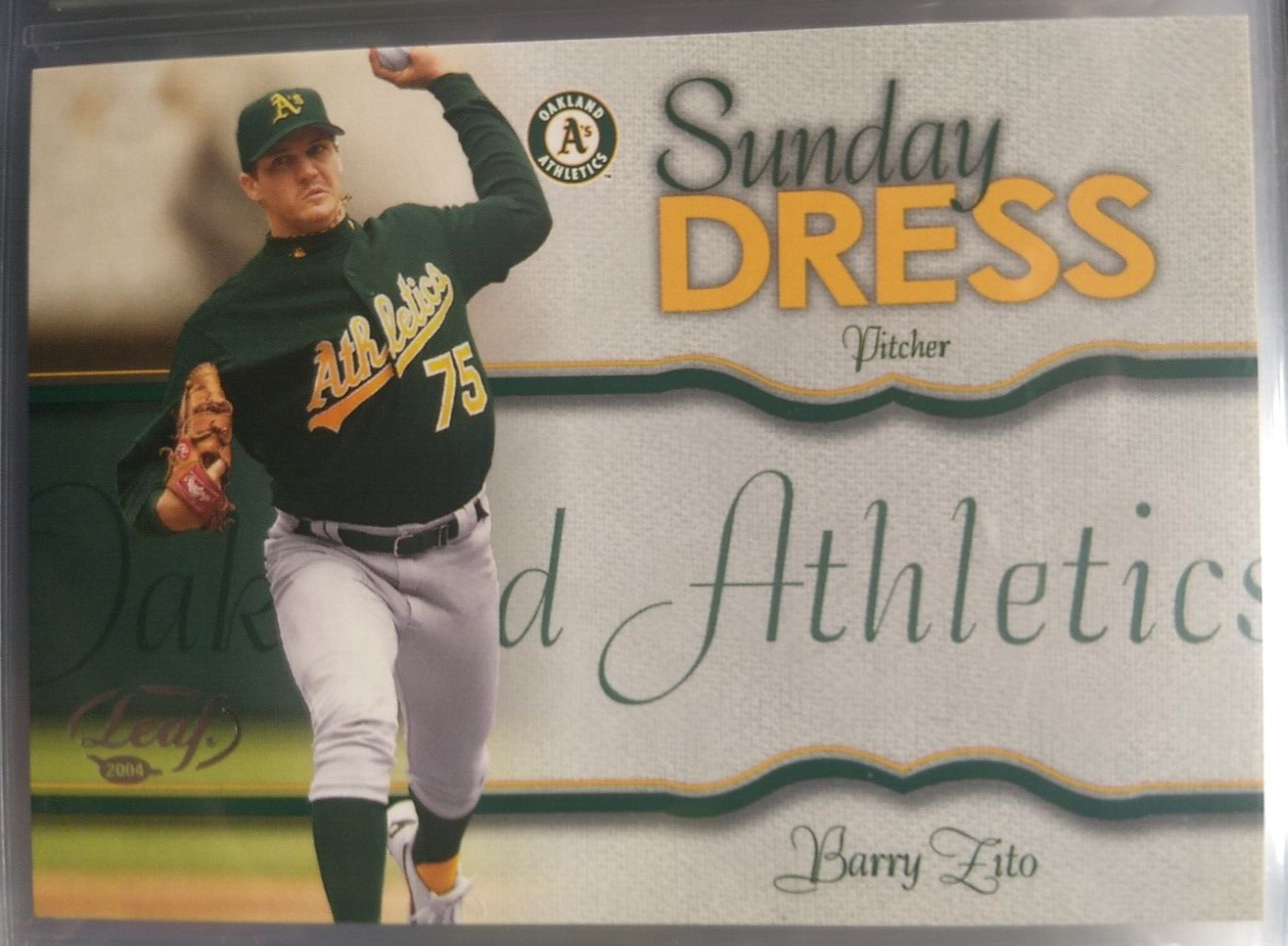 2004 Leaf Sunday Dress Barry Zito (#SD-2) insert card | eBay