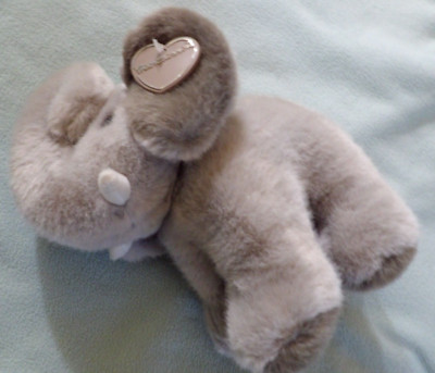 Heartwarmers ELEPHANT 1989 Vintage Plush Exclusive Summit Collection ...