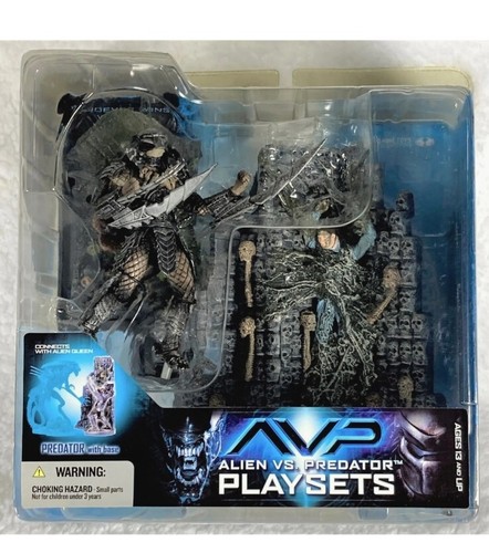 MCFARLANE TOYS ALIEN VS PREDATOR PLAYSET PREDATOR WITH BASE | eBay